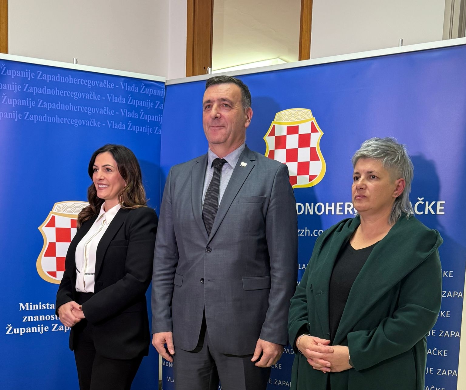 Postignut dogovor: Zaposleni u srednjim školama dobili novi Kolektivni ...