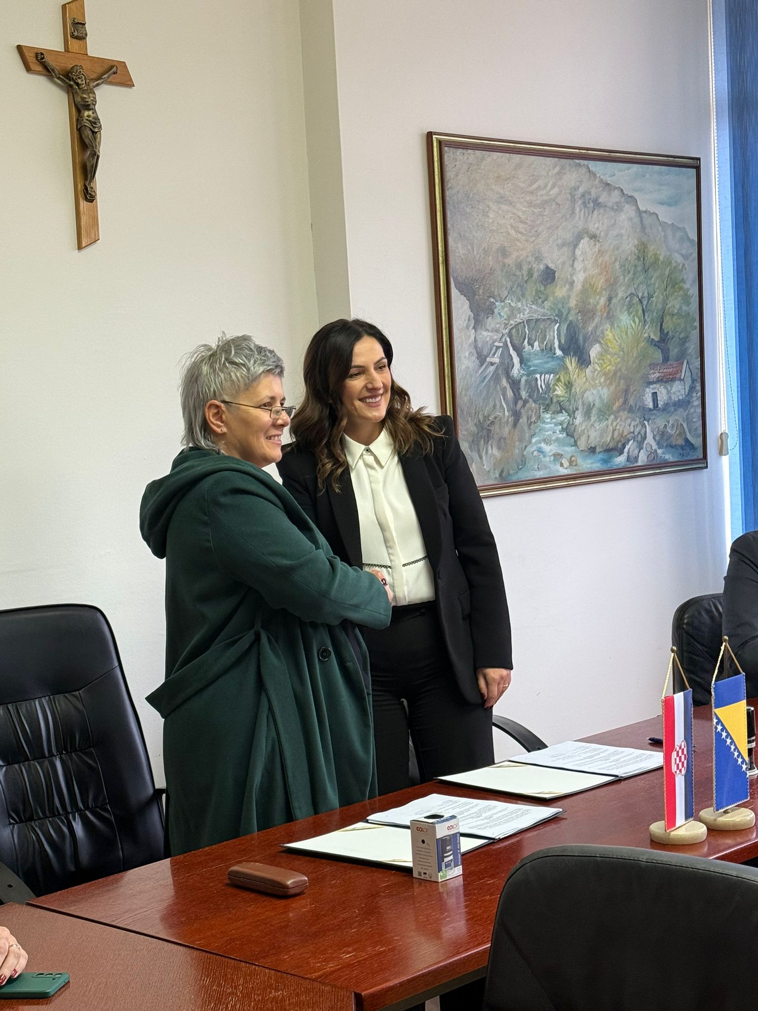 Postignut dogovor: Zaposleni u srednjim školama dobili novi Kolektivni ...